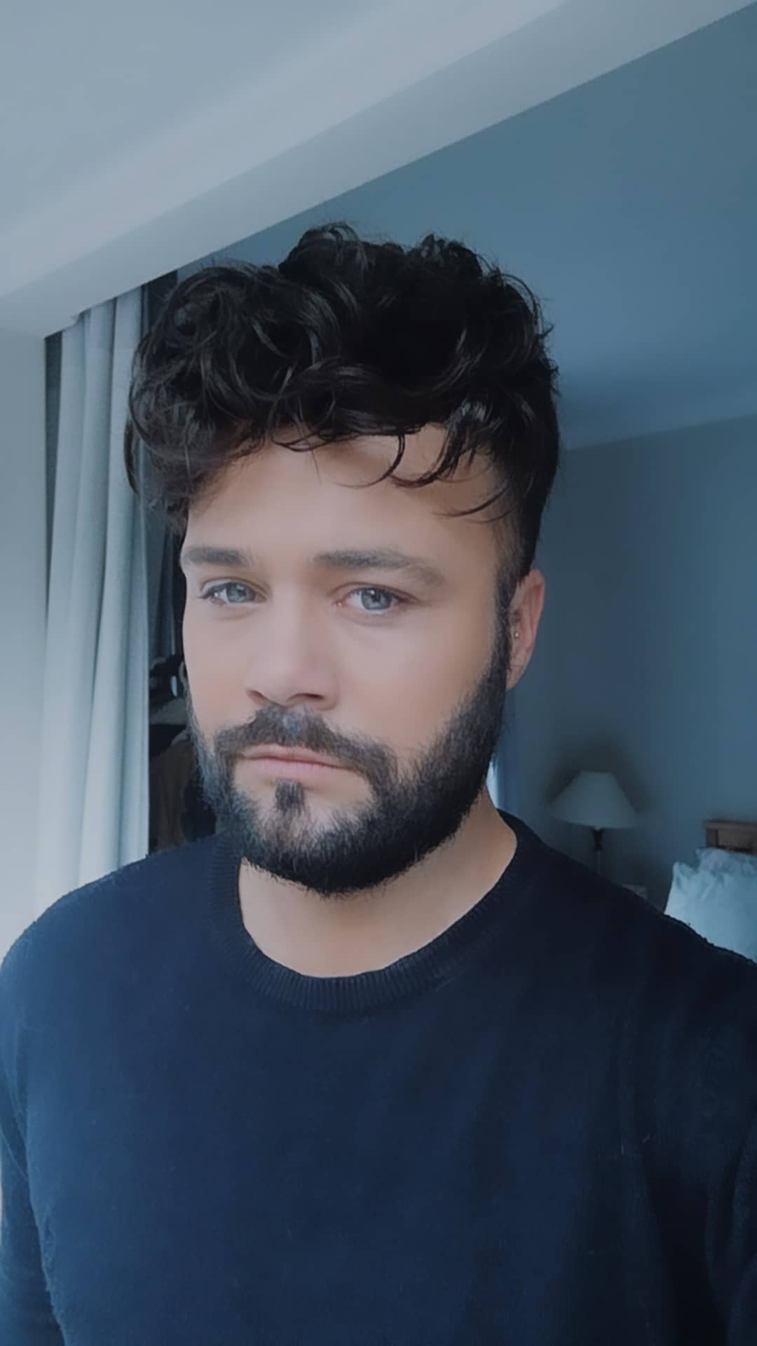 Does ray Liotta wear a hairpiece? – Lavivid Hair