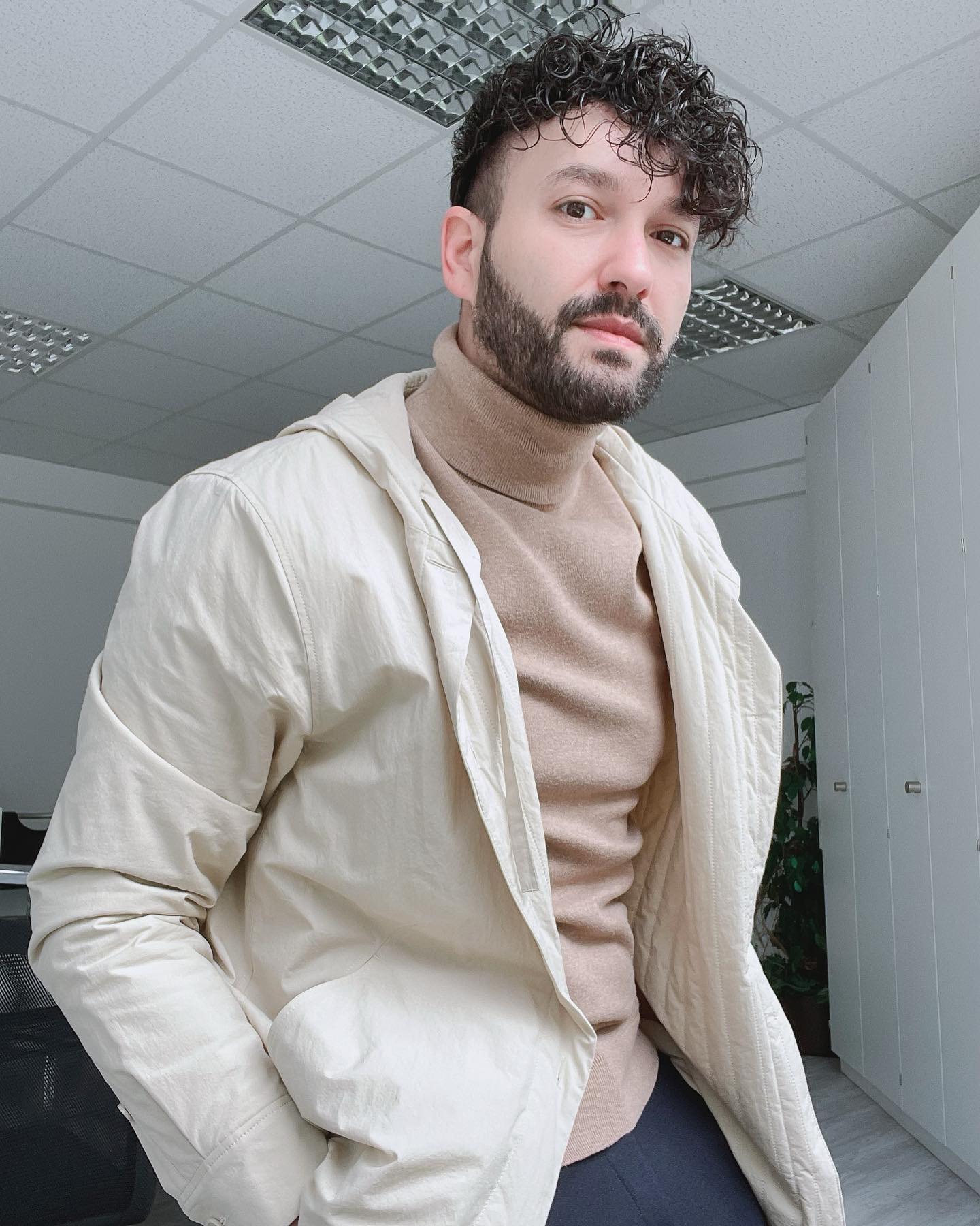 Does Daniel Craig Wear A Hairpiece? – Lavivid Hair