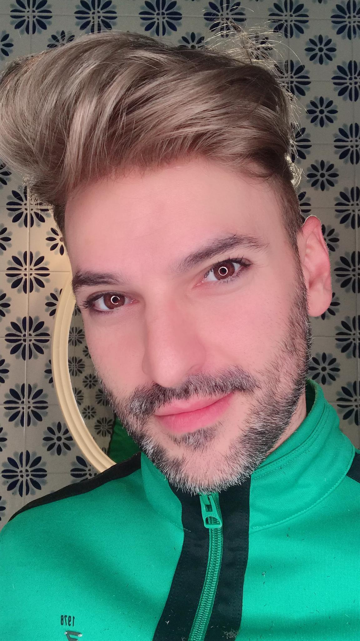 Reasons for You Preferring Human Hair Men's Hair Systems – Lavivid Hair